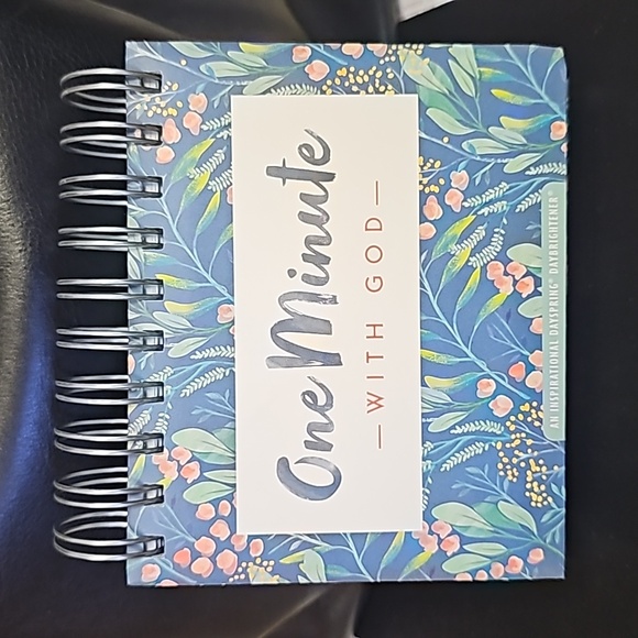 Dayspring | Other | One Minute With God Inspirational Dayspring ...